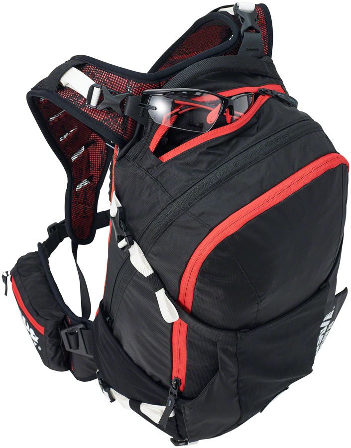 USWE Flow 25 Hydration Pack - Black/Red
